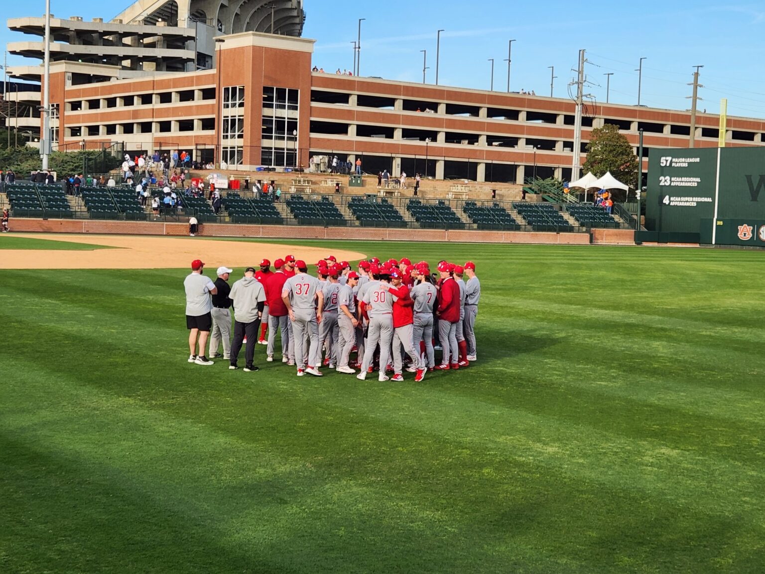 iubase.com – Fan site covering Indiana University Baseball